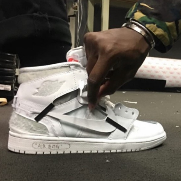Off-White x Air Jordan 1 High OG returns for its 40th Off-White x Air Jordan 1 High OG returns for its 40th